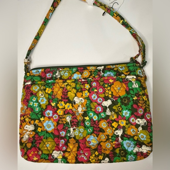 Vera Bradley | Bags | Nwt Vera Bradley Peanuts Snoopy Garden Large Hipster Bag | Poshmark